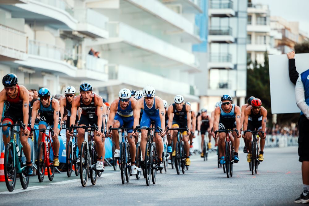 FINALE LINDAHLS PRO+ TRIATHLON SÉRIES CABOURG : PLATEAUX DE QUALITÉS ...